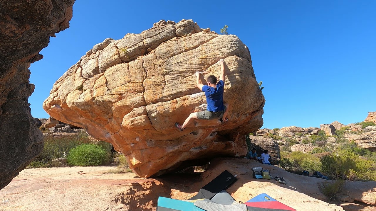 Girl on our mind v4 - de Pakhuis, Rocklands Bouldering - Watch Beta Videos
